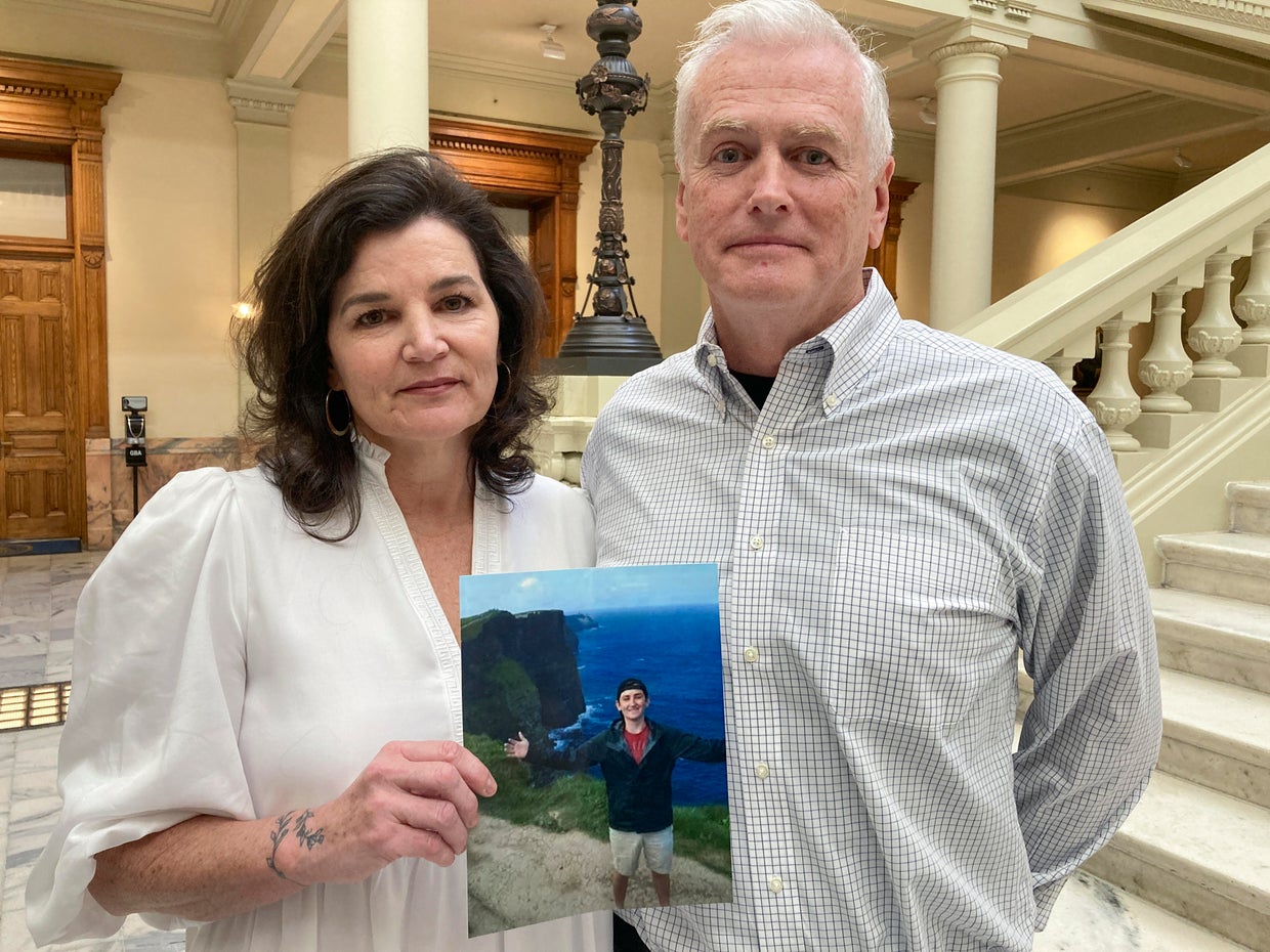 Parents suing over son's death say he left behind a to-do list: "Stop ...