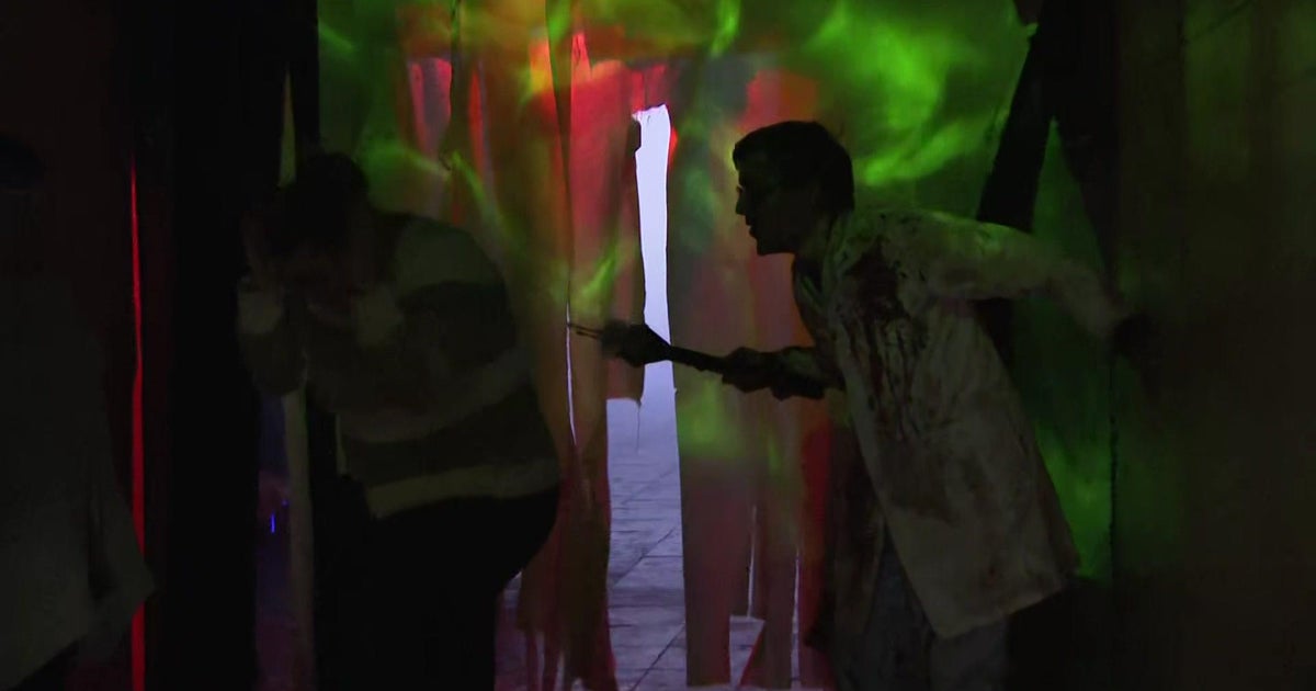 Haunted house brings the terror to Times Square for Halloween - CBS New ...