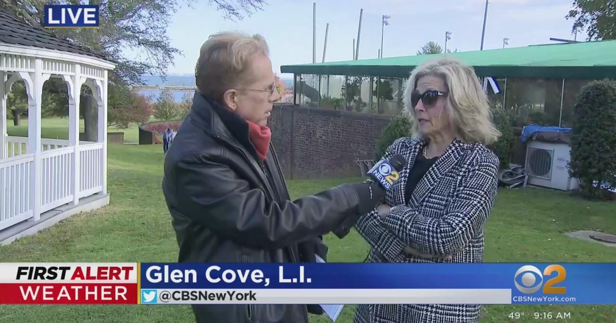 John Elliott chats with Glen Cove Mayor Pamela Panzenbeck - CBS New York