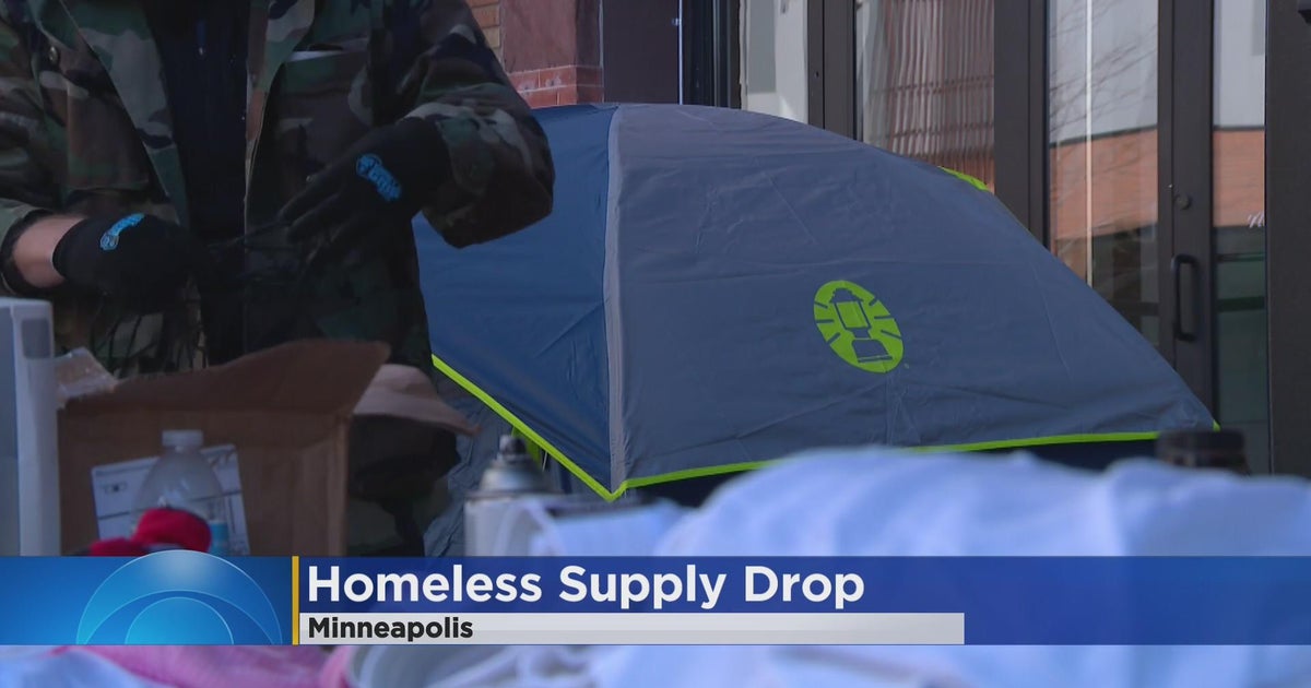 Homeless supply drive held outside Mayor Frey’s home - CBS Minnesota