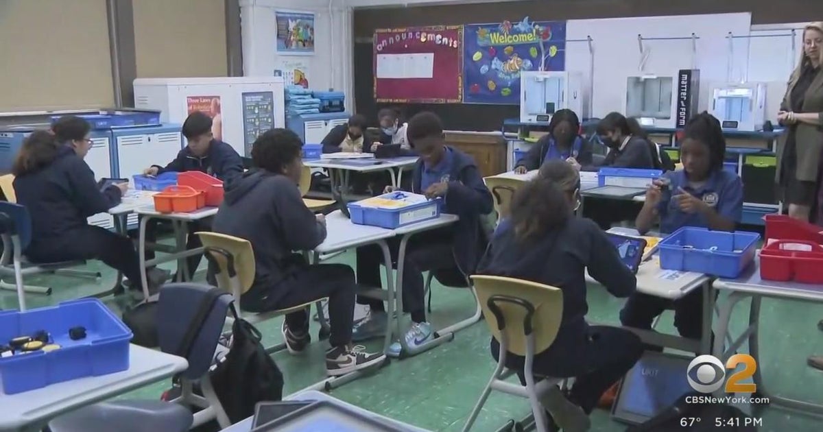 New computer engineering classroom opens at Summit Academy School - CBS ...