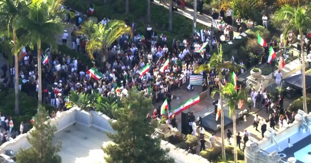 Hundreds gather at Beverly Hills rally in show of solidarity with Iran ...