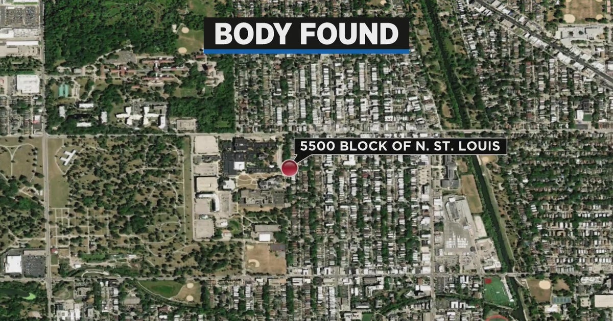 Body found in gangway on Northeastern Illinois University campus - CBS ...