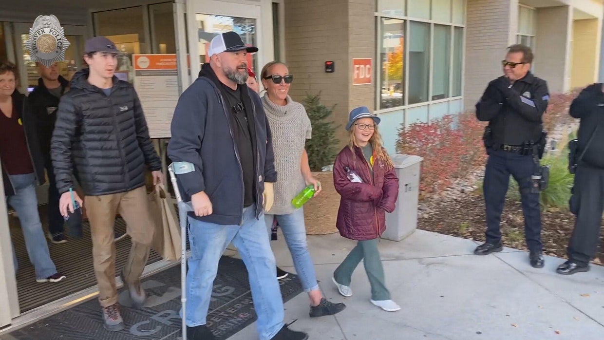 Denver Police Officer Jay Lopez released from the hospital - CBS Colorado