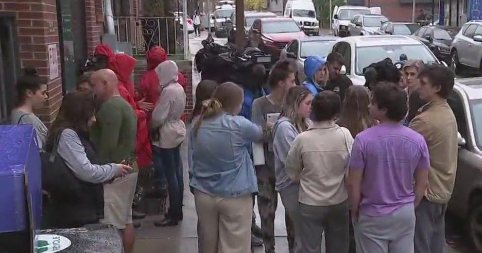 Temple students feel traumatized after home invasion off-campus - CBS ...