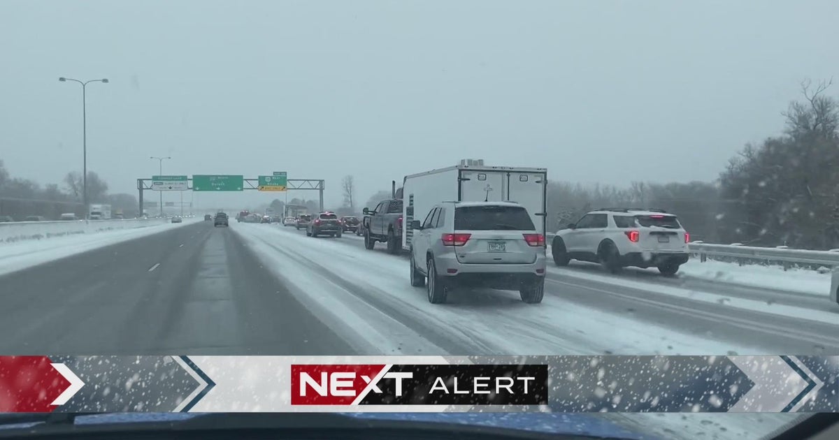 Hundreds of crashes reported during icy Monday morning - CBS Minnesota