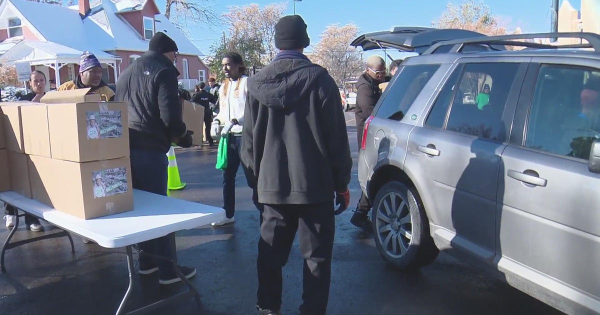 Daddy Bruce's Feed a Family Foundation holds 20th food drive - CBS Colorado
