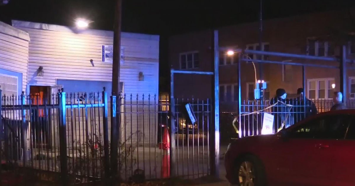 15-year-old among 2 killed in Austin shooting - CBS Chicago