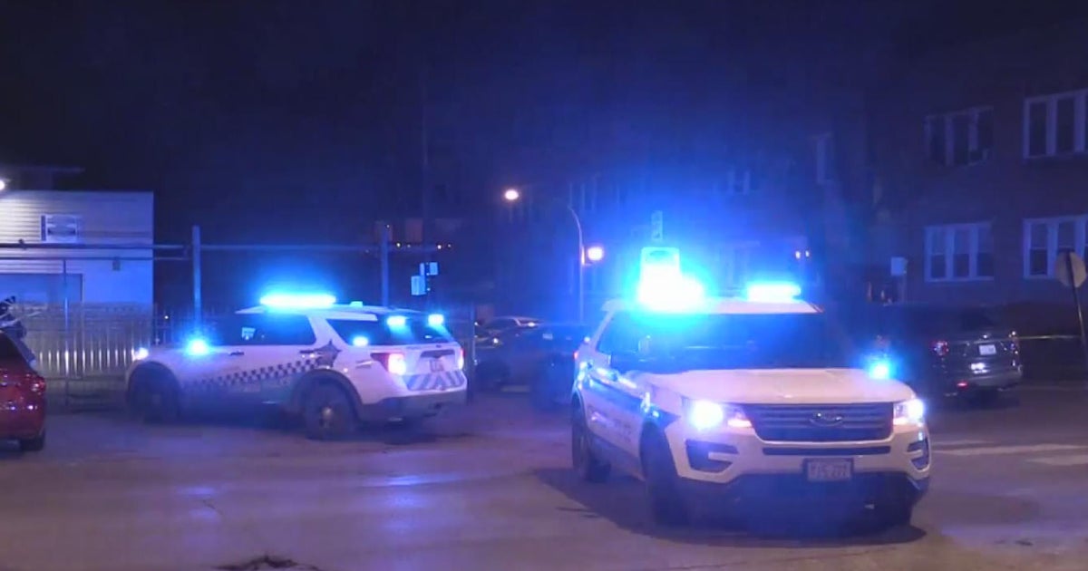 15-year-old among 2 killed in Austin shooting - CBS Chicago