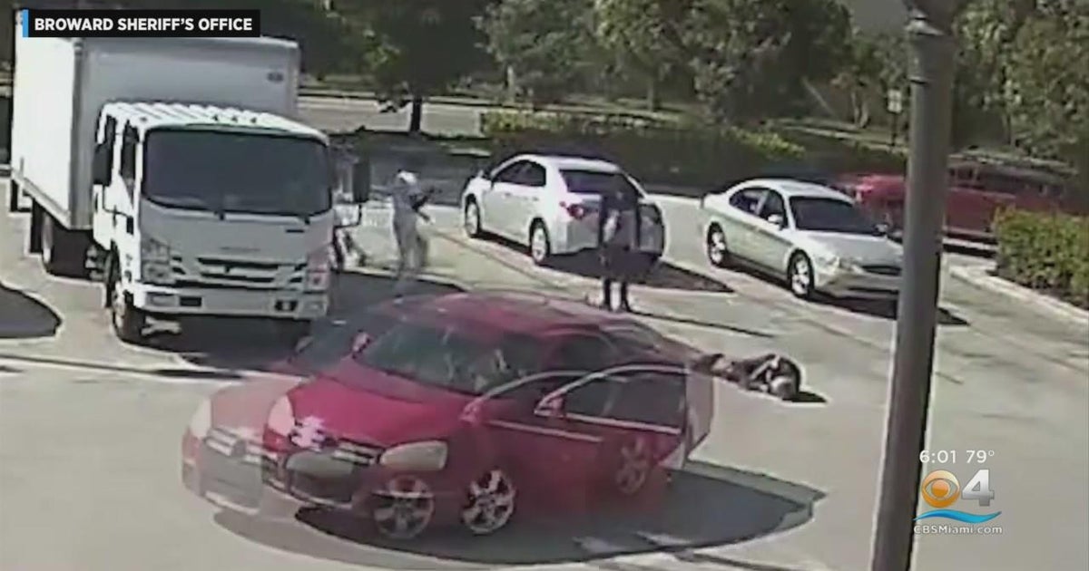 Carjacking Of Elderly Man At Broward Gas Station Caught On Camera Cbs