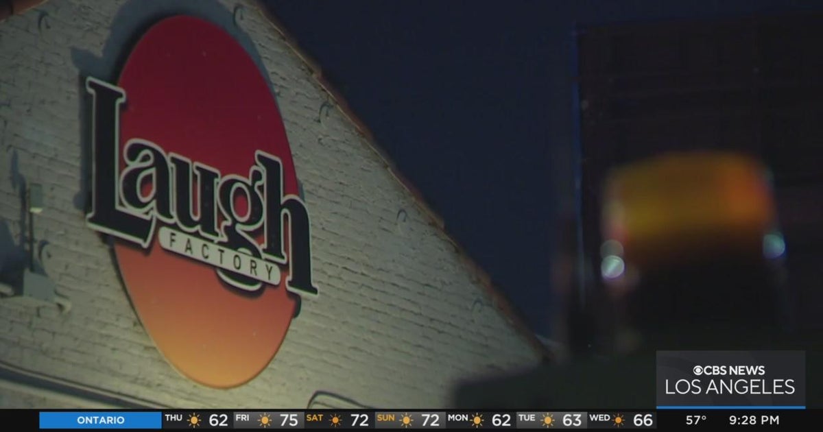 Laugh Factory holds 42nd annual Thanksgiving feast - CBS Los Angeles