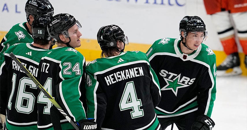 Stars' Robertson has hat trick, extends points streak to 17 - CBS Texas