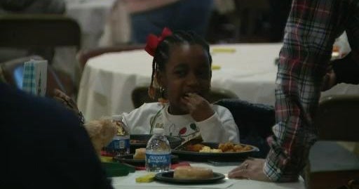 Philadelphia FOP hosts holiday get-together - CBS Philadelphia