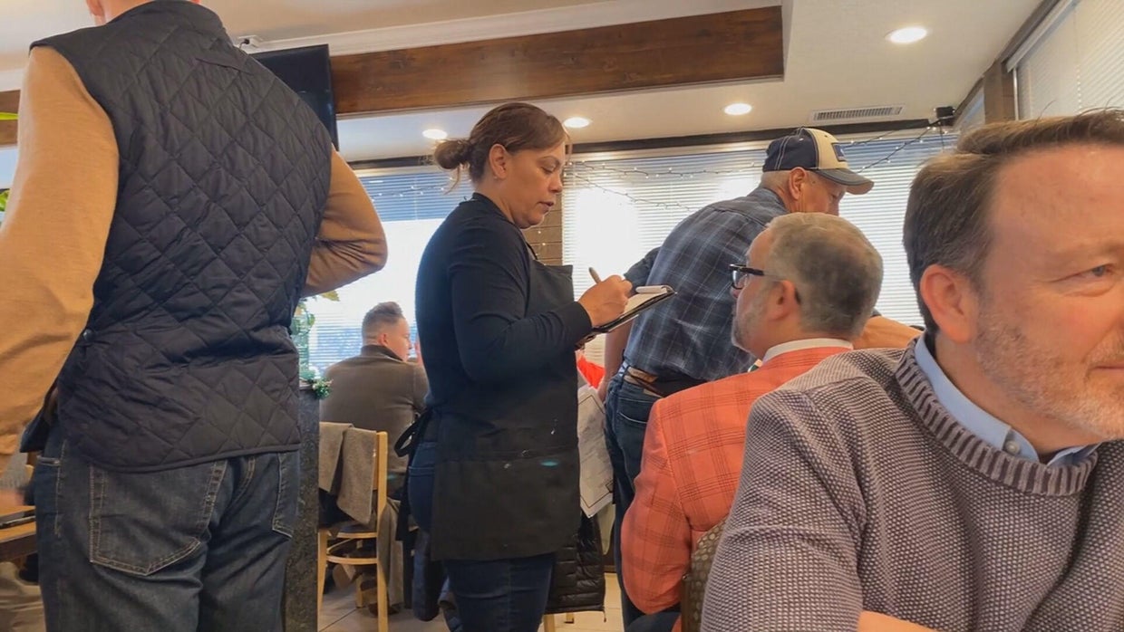 Colorado restaurant workers stunned by "Shock and Claus" tips: "It's ...