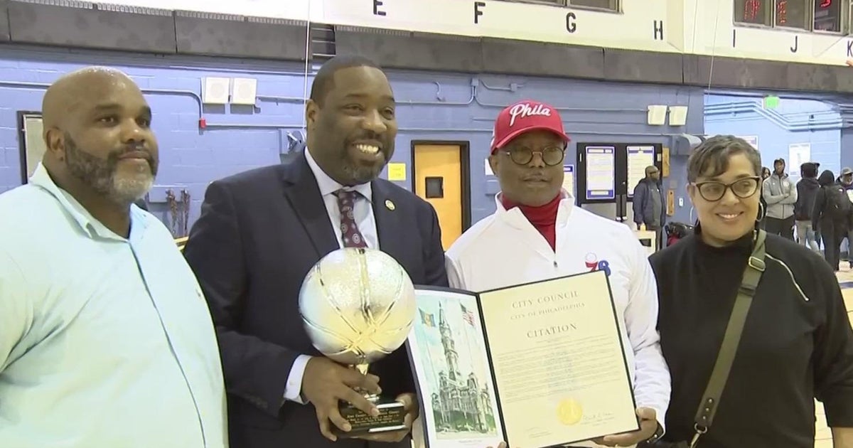 Late Temple coach John Chaney honored by city council - CBS Philadelphia