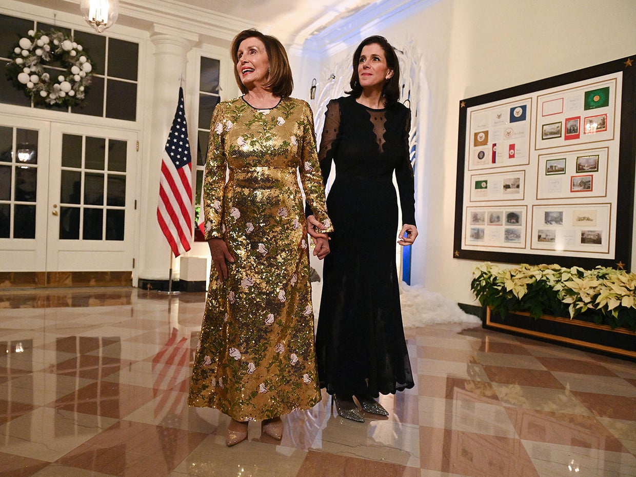 Alexandra Pelosi on her parents' lives in the political realm - CBS News