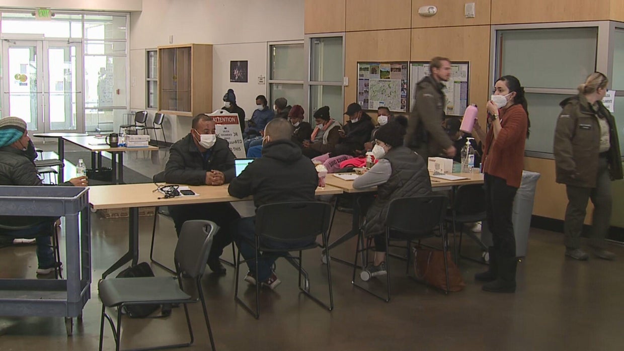Take a look inside the emergency migrant shelter in Denver - CBS Colorado