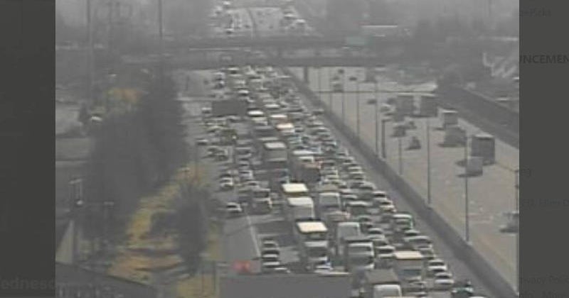 Injury crash involving 2 big rigs snarls northbound I-880 traffic in ...