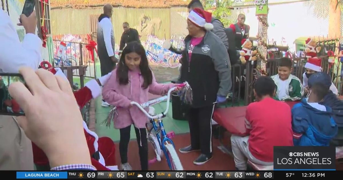 'Sweet' Alice Harris gives toys and bikes to LAUSD kids - CBS Los Angeles