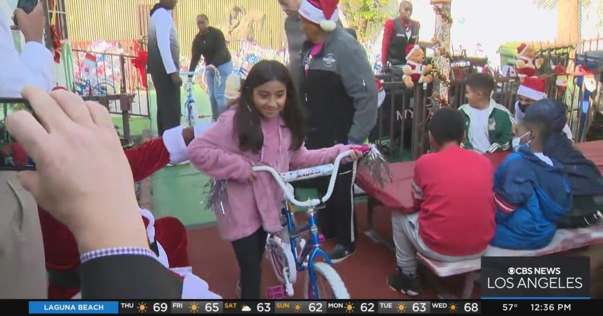 'Sweet' Alice Harris rolls out bicycles for LAUSD kids at her holiday ...