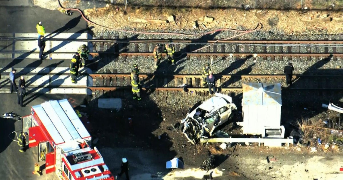 Service suspended after SEPTA train strikes car on tracks - CBS ...