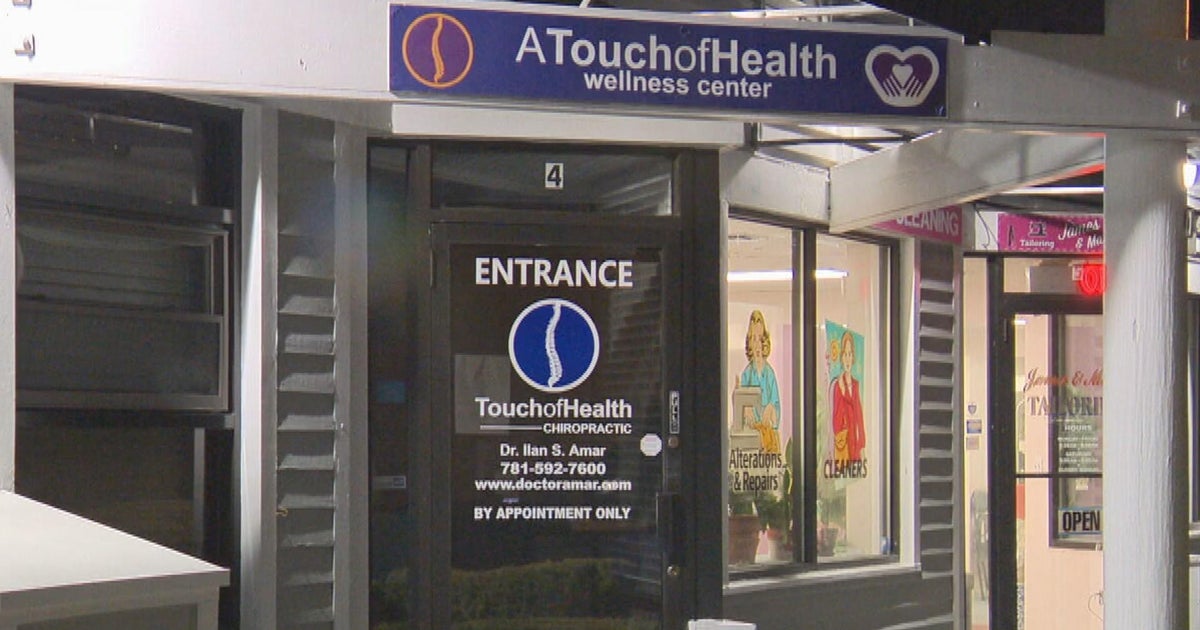 Swampscott chiropractor accused of indecently assaulting patient during ...