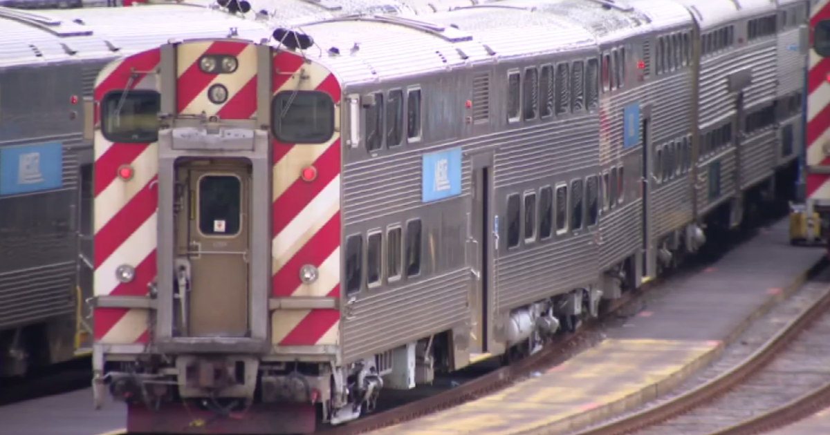 Extreme cold causing switch issues, delays for CTA and Metra - CBS Chicago