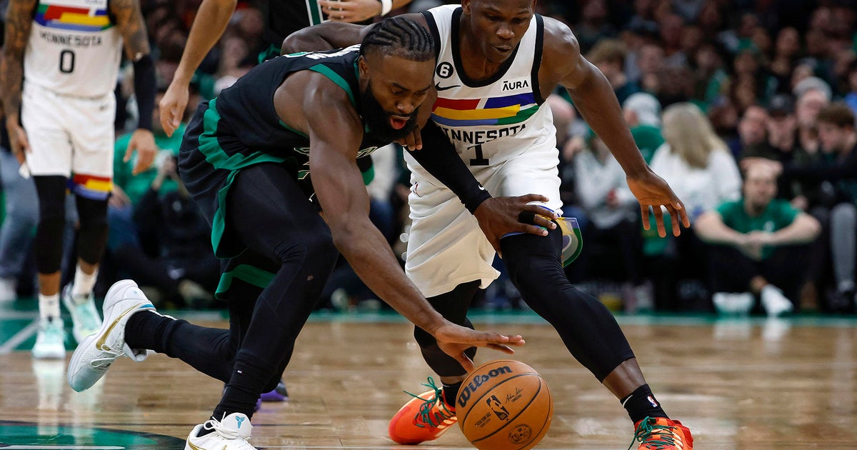 Brown's 4th quarter carries Celtics past T-Wolves, 121-109 - CBS Boston
