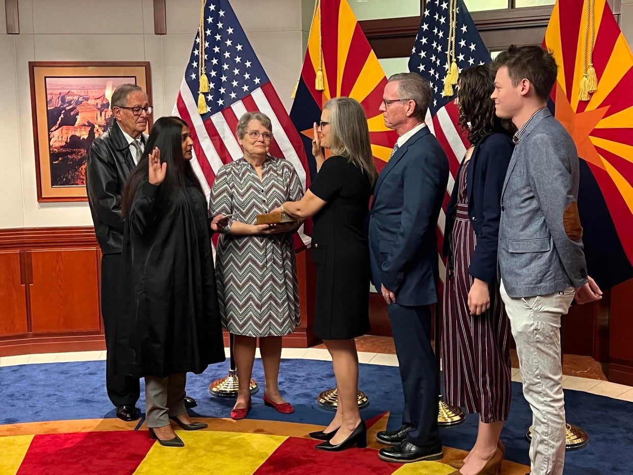 Democrat Katie Hobbs sworn in as Arizona governor - CBS News