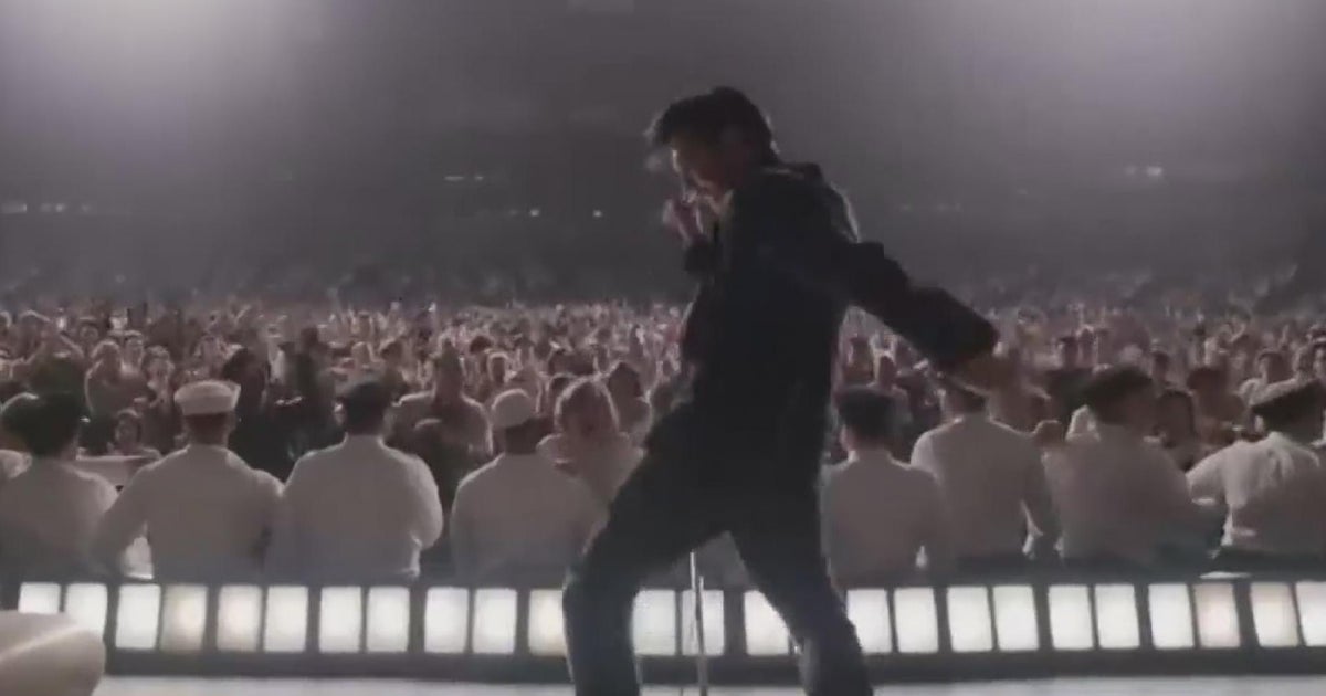 AMC Theater showing 'Elvis' to honor 88th birthday - CBS Chicago