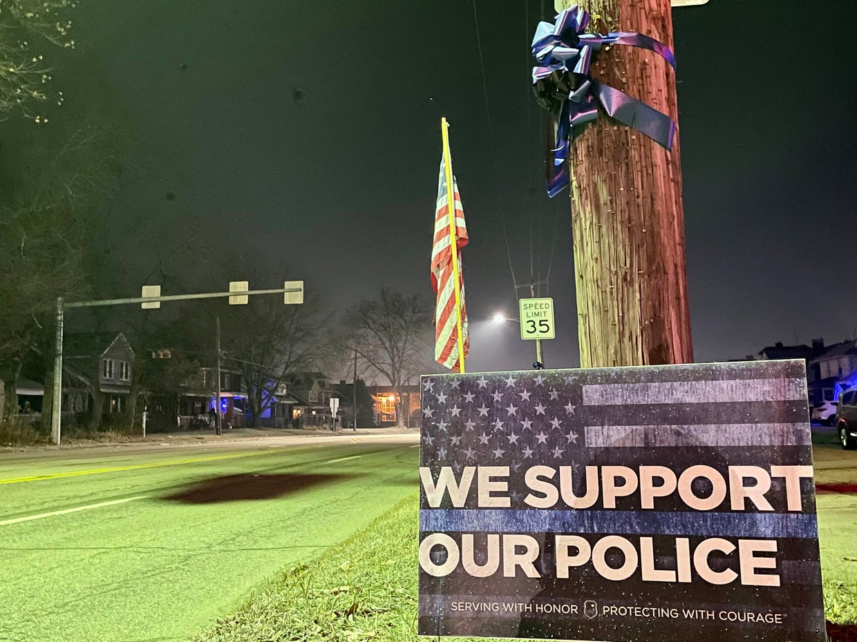 Remembering Justin McIntire: Fallen Brackenridge police chief laid to ...