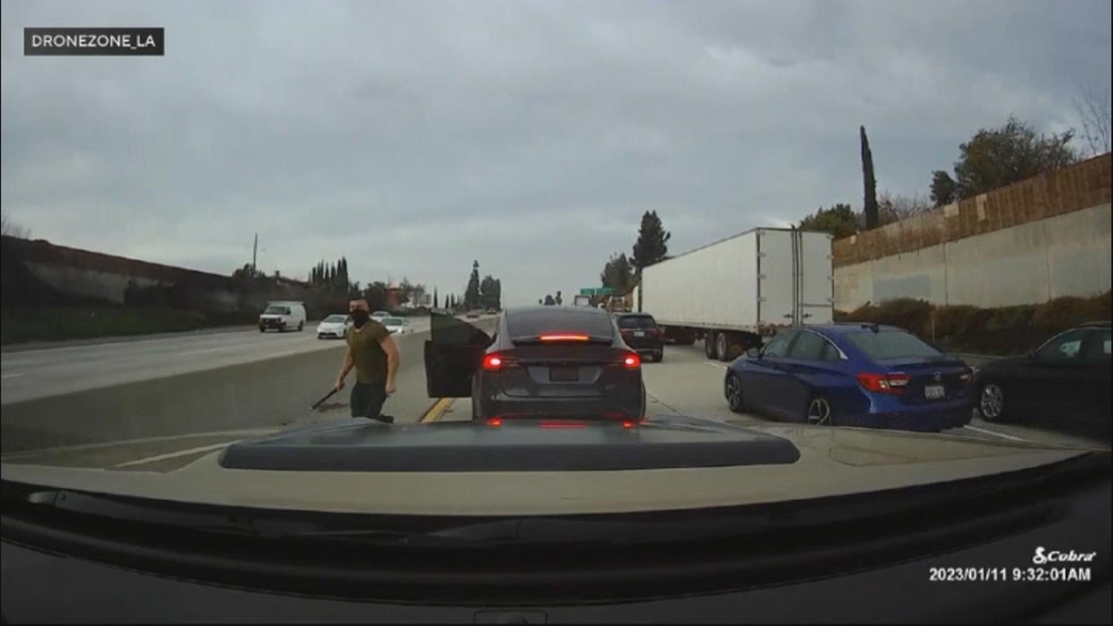 Road-rage suspect arrested in 2 Freeway incident, held on $5M bond ...