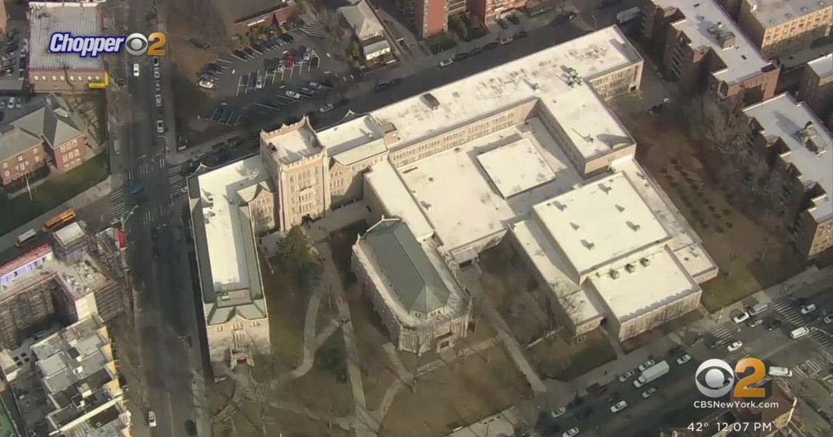 Teen stabbed near Queens high school - CBS New York