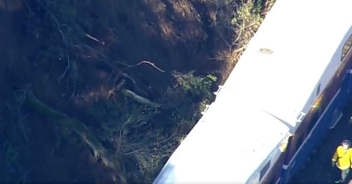 Update: ACE train stranded by Niles Canyon landslide; Danger lingers in ...