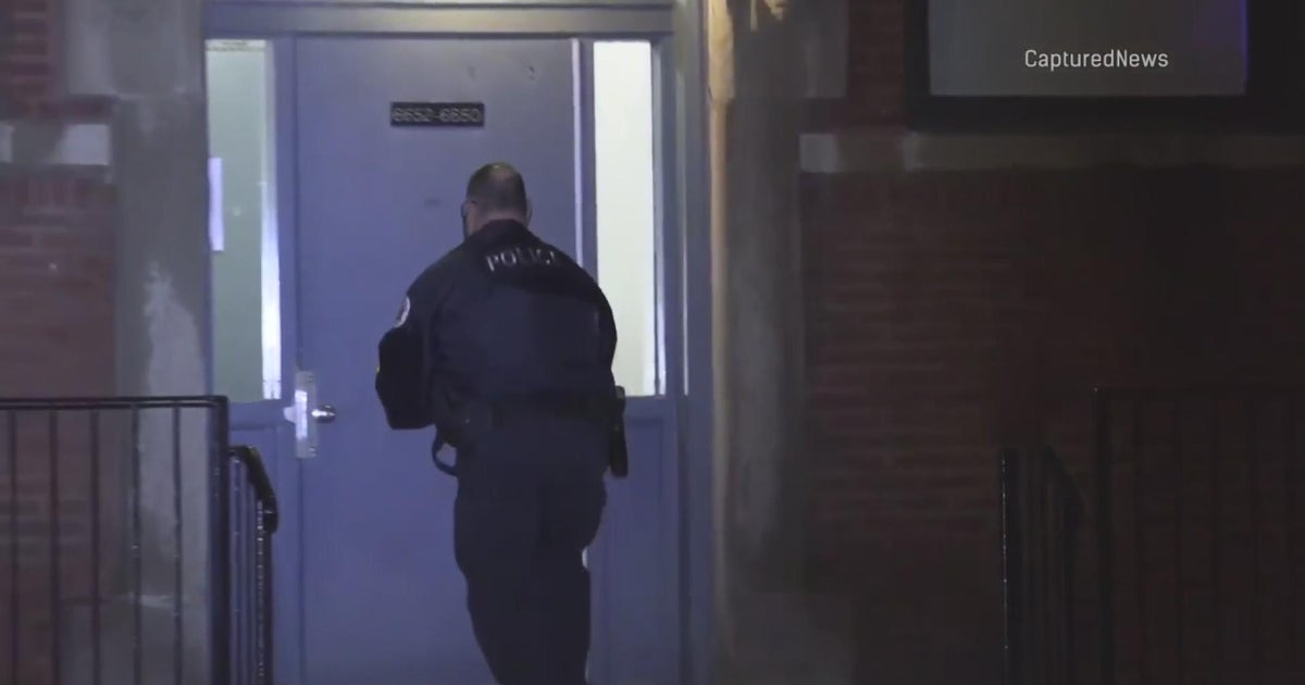 Chicago man faces charges after accidentally shooting himself and 3 ...