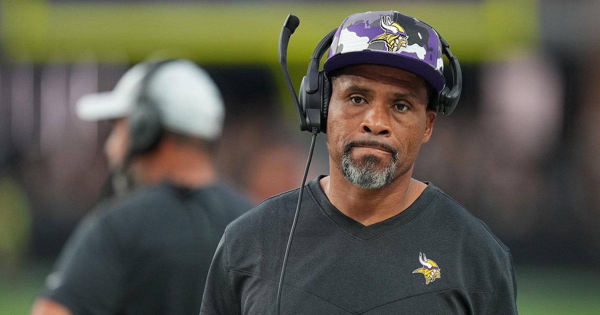 Patriots request to speak with Keenan McCardell, set to interview Nick ...