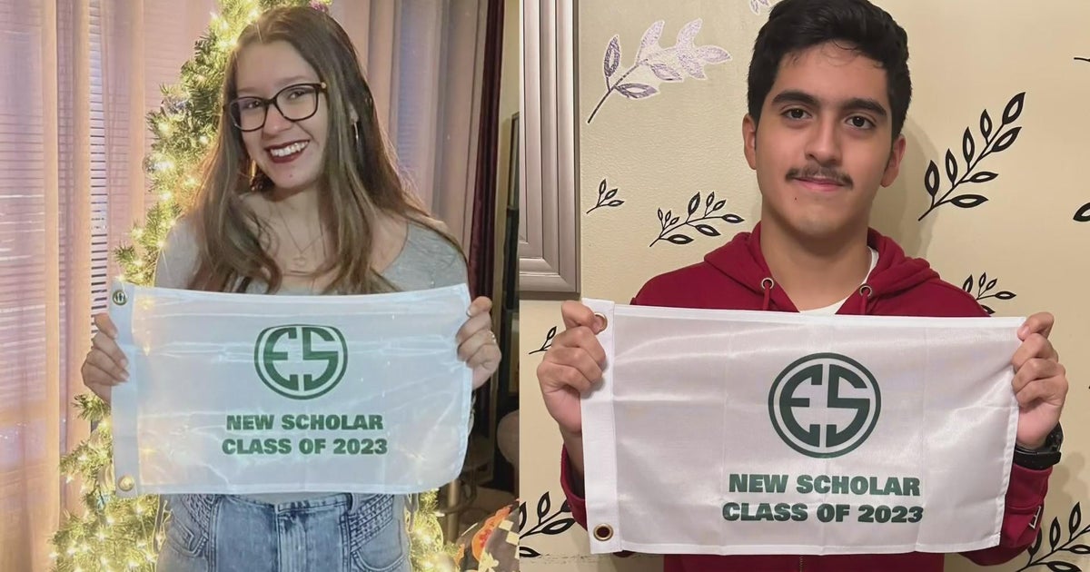 70 high school students & caddies earn Evans Scholarships - CBS Chicago
