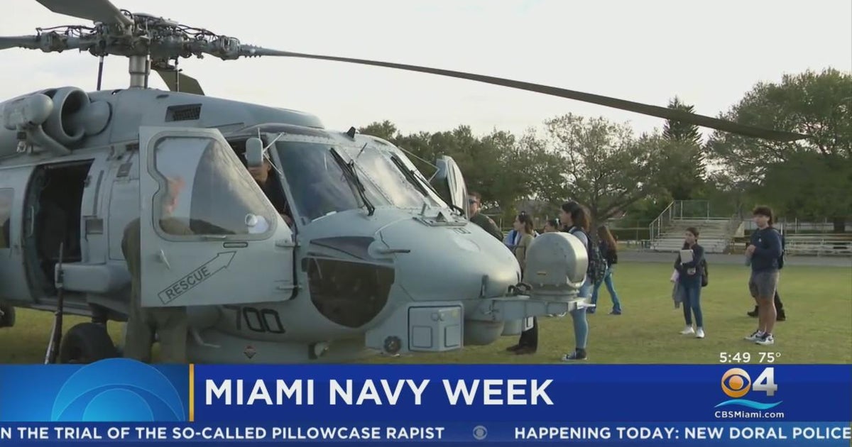 G. Holmes Braddock High students got a visit from the US Navy - CBS Miami