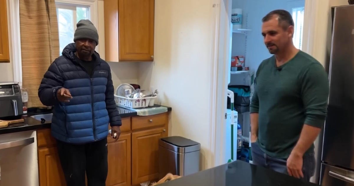 Rethinking reentry homes gives former inmates a new lease on life - CBS ...