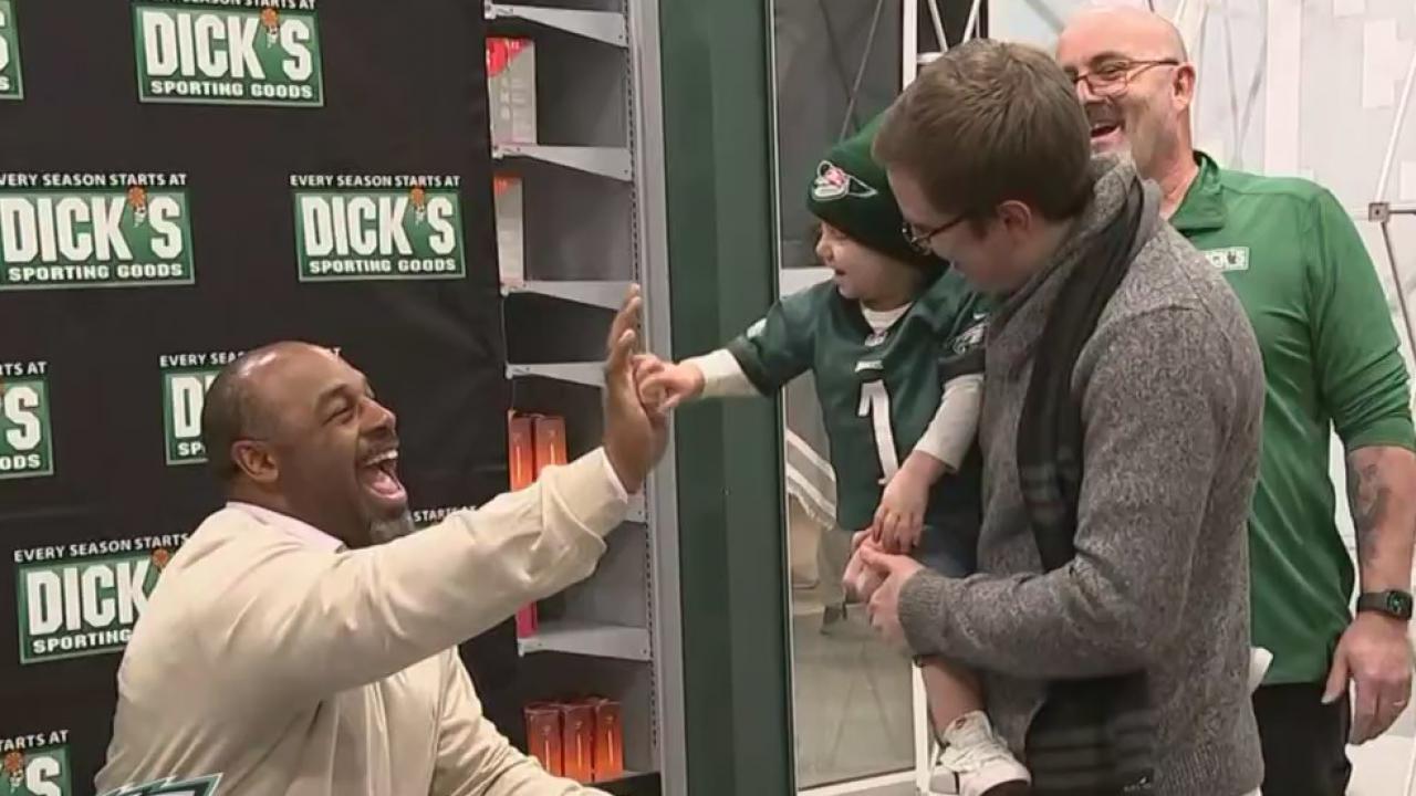 Donovan McNabb news - Today’s latest updates - CBS Philadelphia