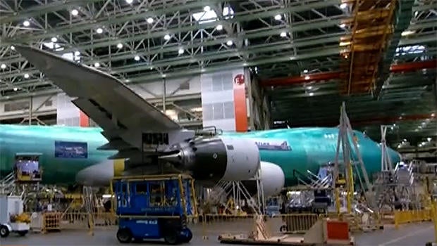 Boeing 747, the "Queen of the Skies," flying off into history - CBS News