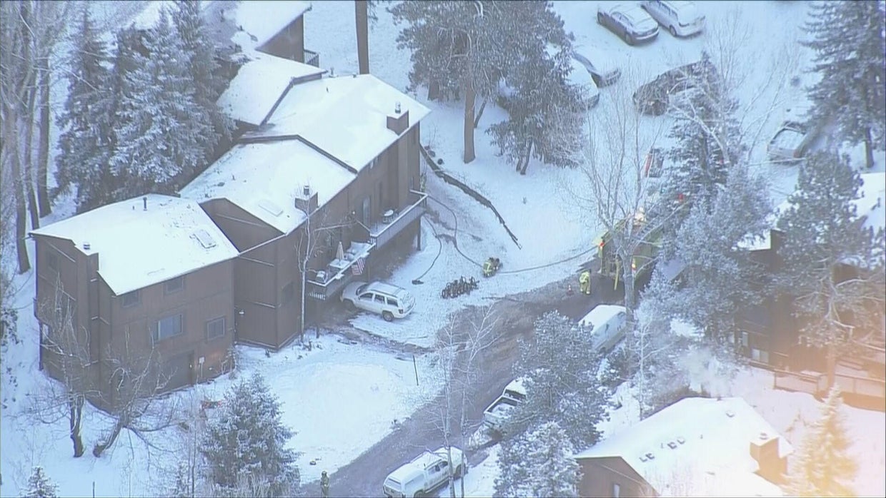 1 dead after fire breaks out at Evergreen townhomes, deputies ...