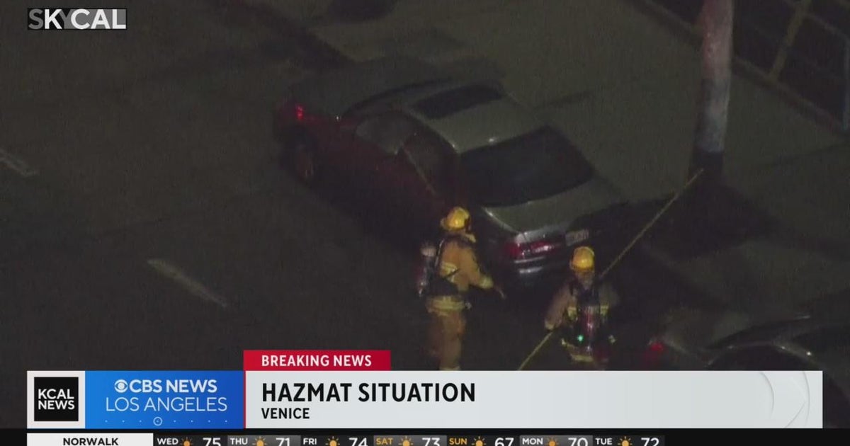 Man found dead inside car in Venice; leaking propane tanks found inside ...