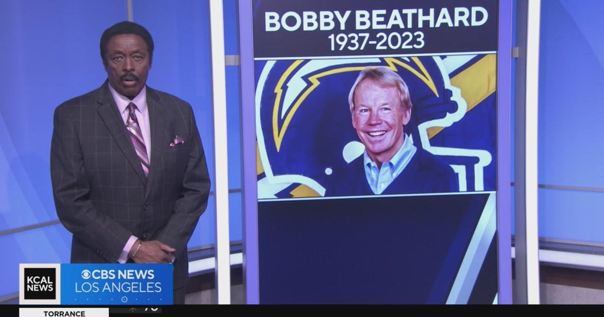 Former Chargers GM Bobby Beathard dies at 86 - CBS Los Angeles