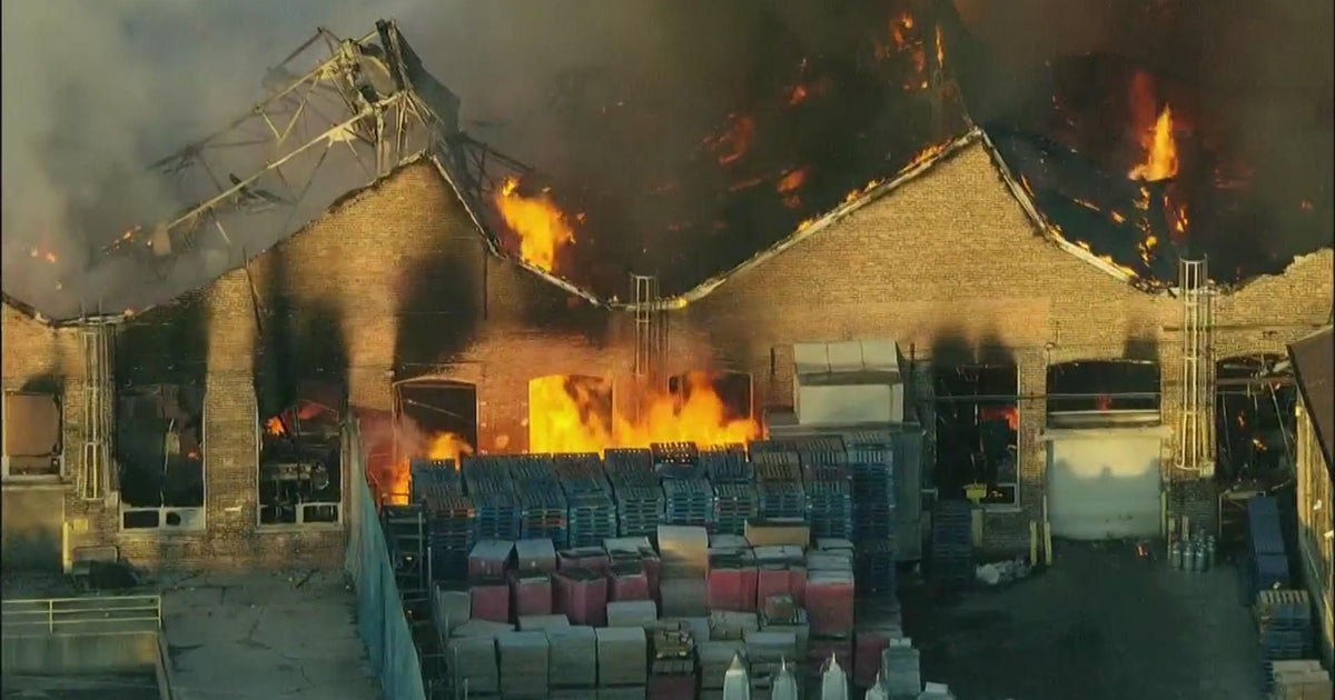 Firefighters battling furniture manufacturing facility fire in Chicago ...
