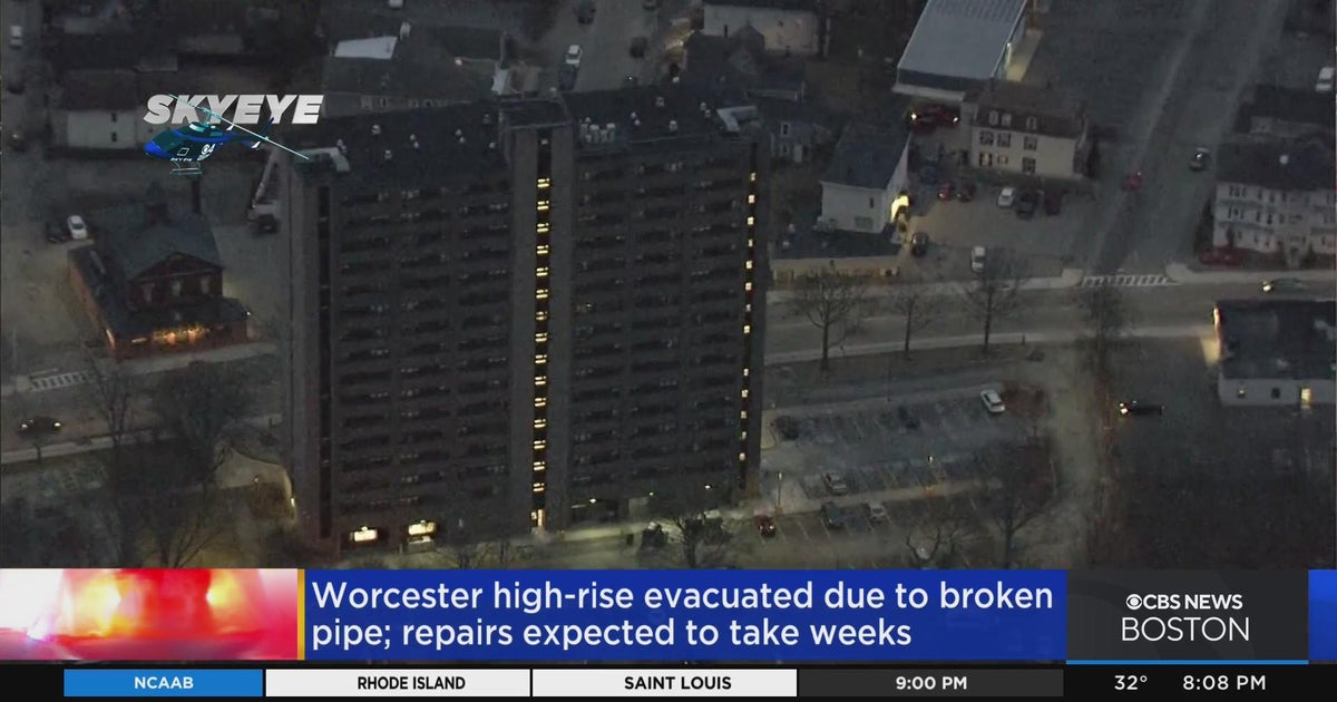 Worcester high-rise evacuated due to broken pipe - CBS Boston