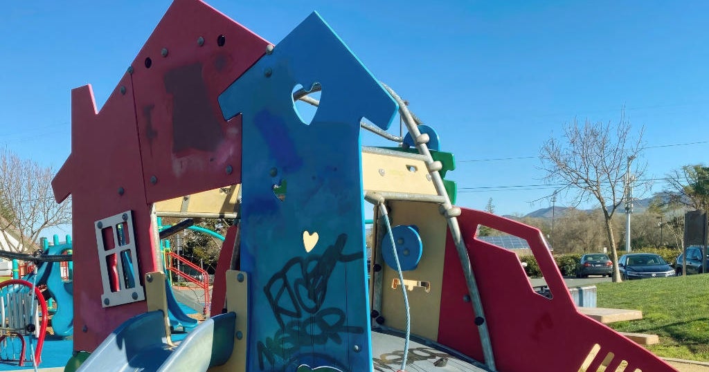 5 minors nabbed for vandalism at Pleasant Hill parks - CBS San Francisco