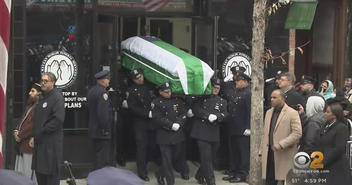 Loved ones say a final goodbye to NYPD Officer Adeed Fayaz - CBS New York