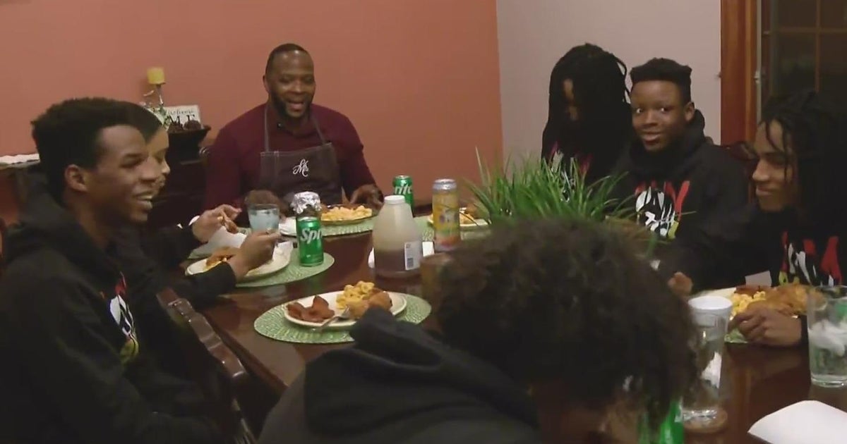 InZone Project still helping Chicago boys of color succeed - CBS Chicago