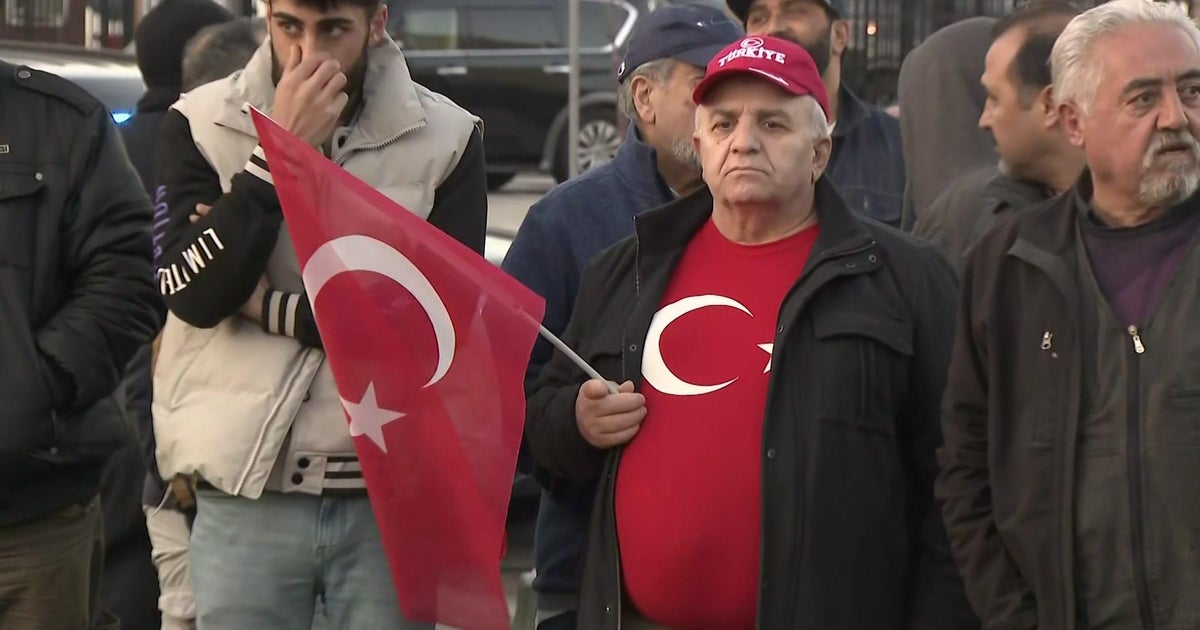 Vigil held in Paterson to honor victims of earthquakes in Turkey and ...